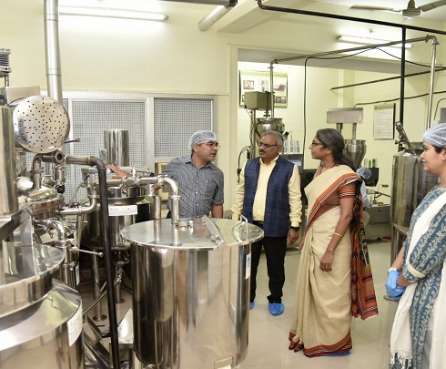 Welcome to Central Institute of Medicinal and Aromatic Plants (CSIR ...